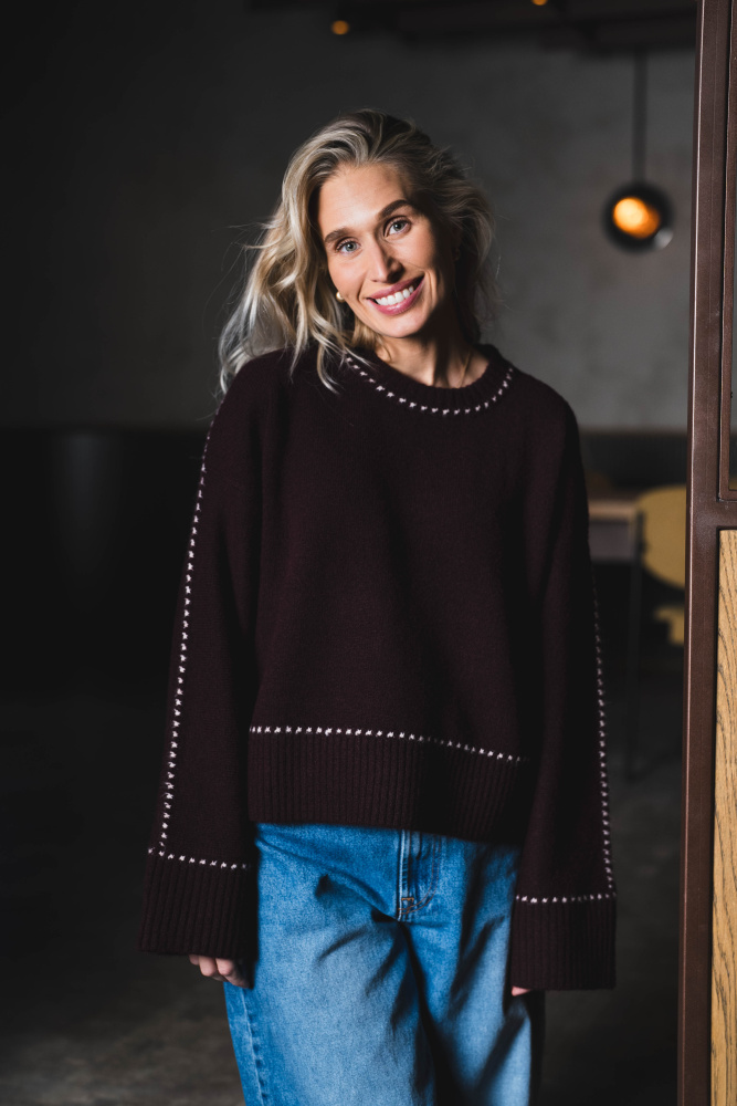 Roeme Knit Stitch Blouse Wine - Vakre Vene