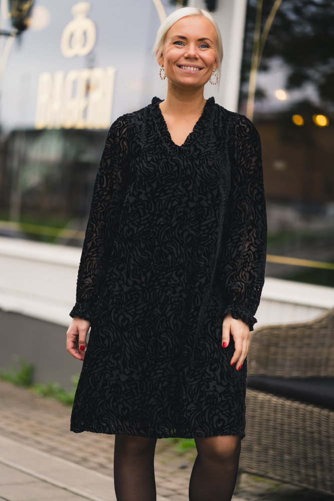 Dede Dress Black Burn Out - Vakre Vene